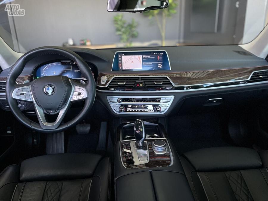 Melns BMW 730 2021 Klaipėda, ar dzinēja tilpumu 3.00 L un nobraukumu 109 tūkst. km par 41491 €, foto 13 vietnē AUTOMOTO.COM.LV