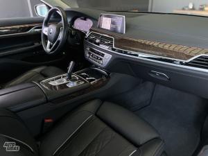 Melns BMW 730 2021 Klaipėda, ar dzinēja tilpumu 3.00 L un nobraukumu 109 tūkst. km par 41491 €, foto 14 vietnē AUTOMOTO.COM.LV