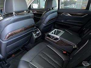 Melns BMW 730 2021 Klaipėda, ar dzinēja tilpumu 3.00 L un nobraukumu 109 tūkst. km par 41491 €, foto 15 vietnē AUTOMOTO.COM.LV