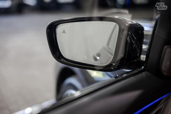 Black BMW 730 2022 in Vilnius, with an engine capacity of 3.00 L and mileage of 51 thousand km for 52991 €, photo 8 on AUTOMOTO.COM.LV