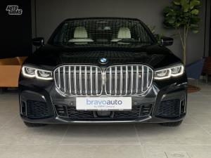 Melns BMW 730 2022 Klaipėda, ar dzinēja tilpumu 3.00 L un nobraukumu 43 tūkst. km par 52991 €, foto 3 vietnē AUTOMOTO.COM.LV