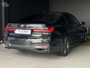 Melns BMW 730 2022 Klaipėda, ar dzinēja tilpumu 3.00 L un nobraukumu 43 tūkst. km par 52991 €, foto 5 vietnē AUTOMOTO.COM.LV