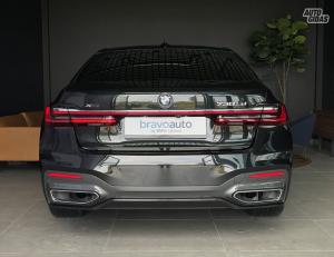 Melns BMW 730 2022 Klaipėda, ar dzinēja tilpumu 3.00 L un nobraukumu 43 tūkst. km par 52991 €, foto 6 vietnē AUTOMOTO.COM.LV