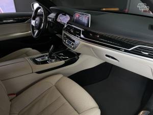Melns BMW 730 2022 Klaipėda, ar dzinēja tilpumu 3.00 L un nobraukumu 43 tūkst. km par 52991 €, foto 14 vietnē AUTOMOTO.COM.LV