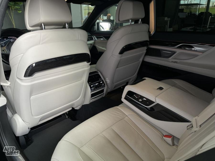 Melns BMW 730 2022 Klaipėda, ar dzinēja tilpumu 3.00 L un nobraukumu 43 tūkst. km par 52991 €, foto 15 vietnē AUTOMOTO.COM.LV