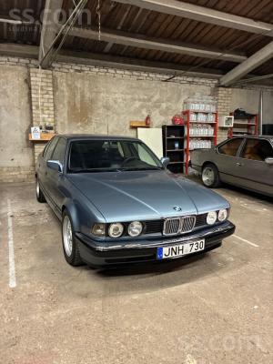 Blue BMW 730 1990 in Riga, with an engine capacity of 3.00 L and mileage of 268 thousand km for 7550 €, photo 4 on AUTOMOTO.COM.LV