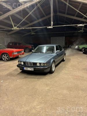 Blue BMW 730 1990 in Riga, with an engine capacity of 3.00 L and mileage of 268 thousand km for 7550 €, photo 5 on AUTOMOTO.COM.LV
