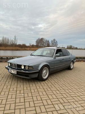 Blue BMW 730 1990 in Riga, with an engine capacity of 3.00 L and mileage of 268 thousand km for 7550 €, photo 15 on AUTOMOTO.COM.LV