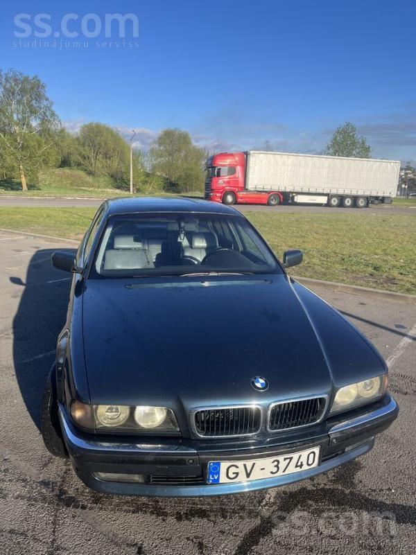 Zils BMW 730 1994 Rīga, ar dzinēja tilpumu 3.00 L un nobraukumu 374 tūkst. km par 3200 €, foto 1 vietnē AUTOMOTO.COM.LV