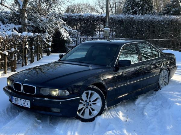Zils BMW 730 1999 Širvintos, ar dzinēja tilpumu 3.00 L un nobraukumu 400 tūkst. km par 2750 €, foto 1 vietnē AUTOMOTO.COM.LV