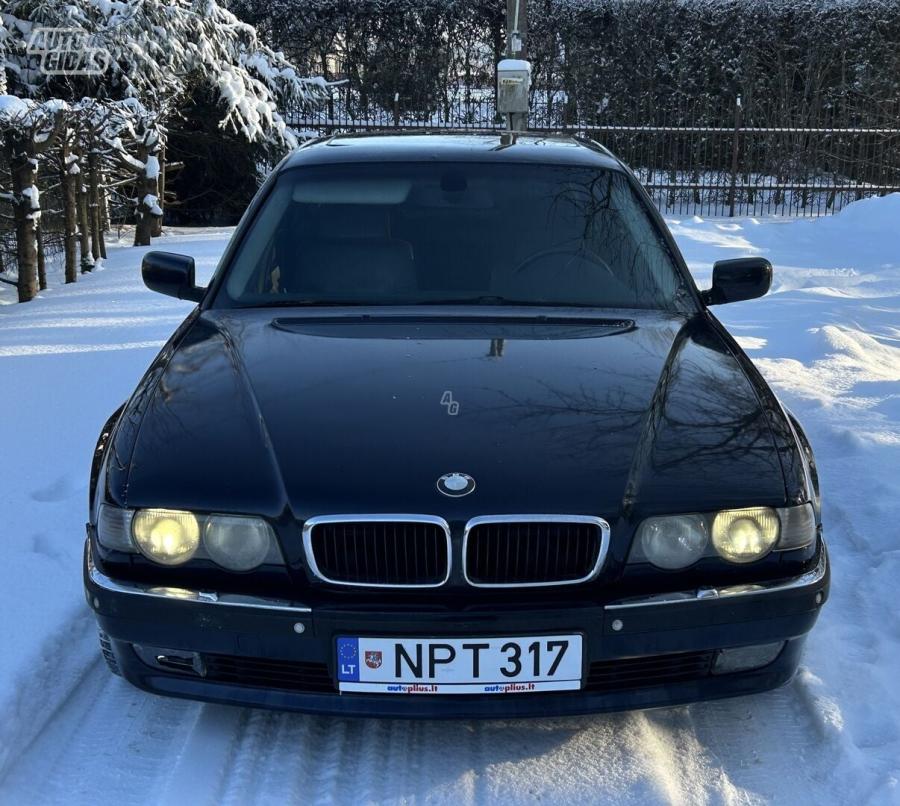 Blue BMW 730 1999 in Sirvintos, with an engine capacity of 3.00 L and mileage of 400 thousand km for 2750 €, photo 2 on AUTOMOTO.COM.LV