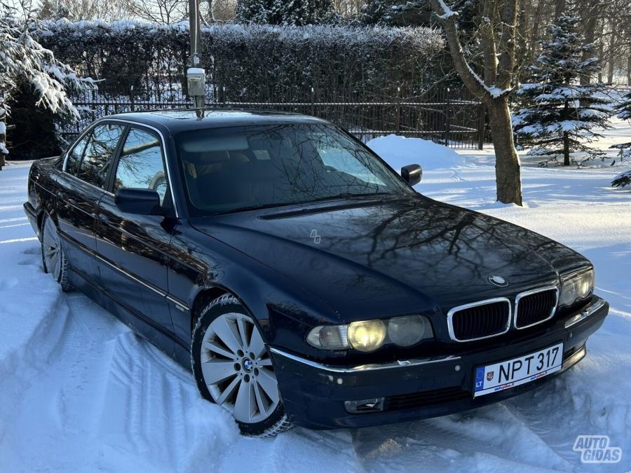 Blue BMW 730 1999 in Sirvintos, with an engine capacity of 3.00 L and mileage of 400 thousand km for 2750 €, photo 3 on AUTOMOTO.COM.LV