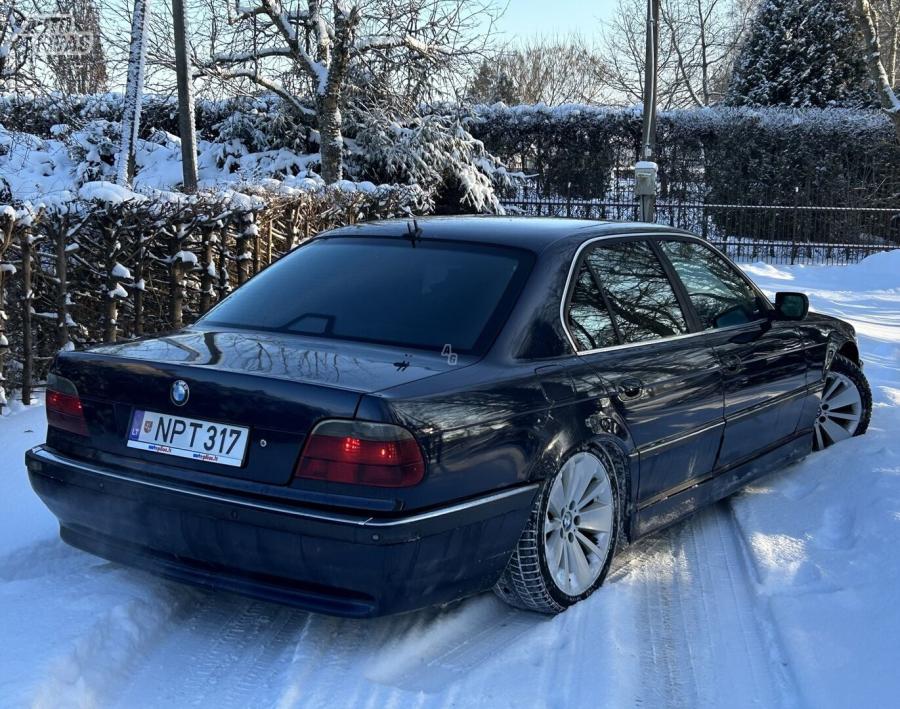 Blue BMW 730 1999 in Sirvintos, with an engine capacity of 3.00 L and mileage of 400 thousand km for 2750 €, photo 6 on AUTOMOTO.COM.LV