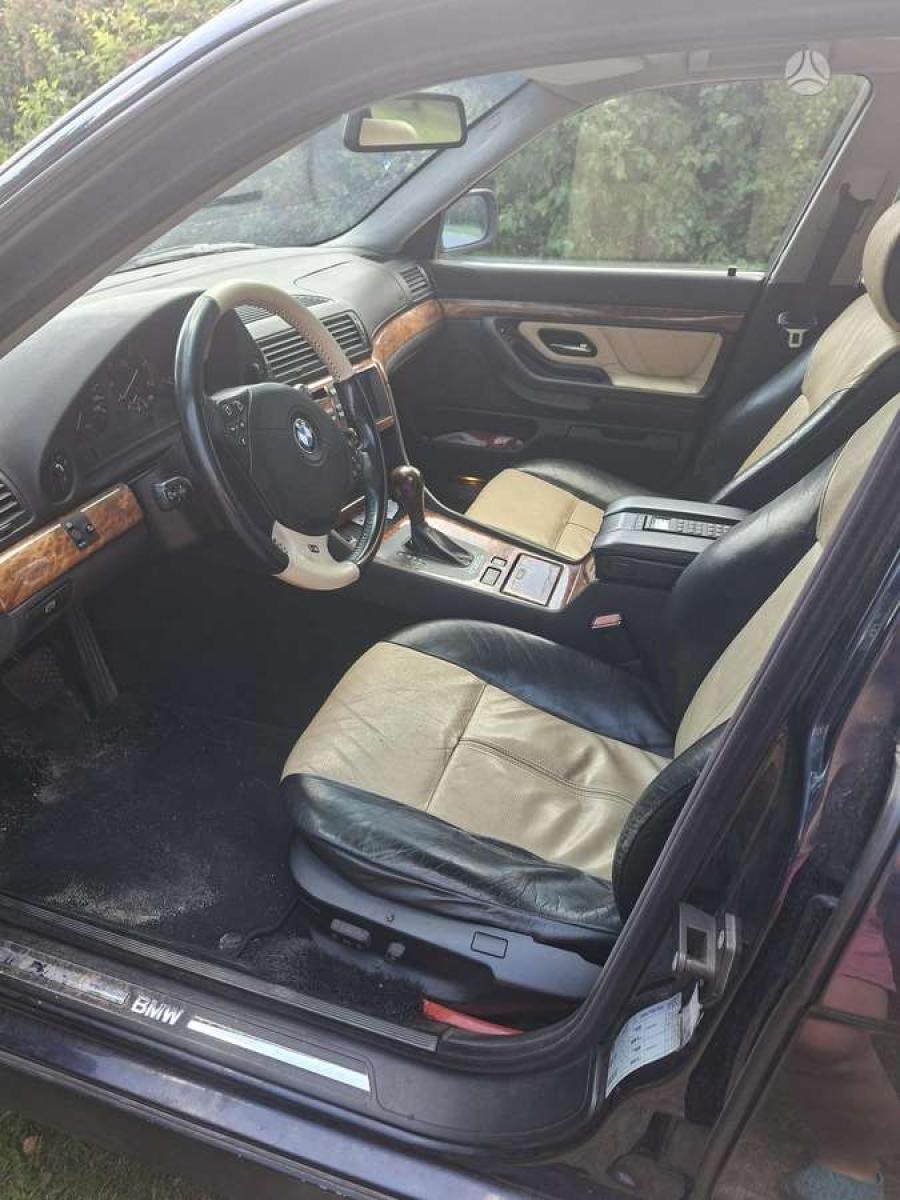 Zils BMW 730 1999 Viļņa, ar dzinēja tilpumu 2.93 L un nobraukumu 262 tūkst. km par 7300 €, foto 7 vietnē AUTOMOTO.COM.LV