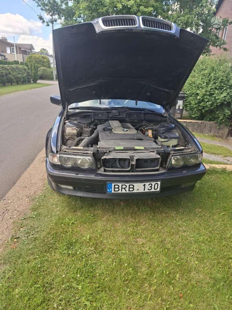 Zils BMW 730 1999 Viļņa, ar dzinēja tilpumu 2.93 L un nobraukumu 262 tūkst. km par 7300 €, foto 12 vietnē AUTOMOTO.COM.LV