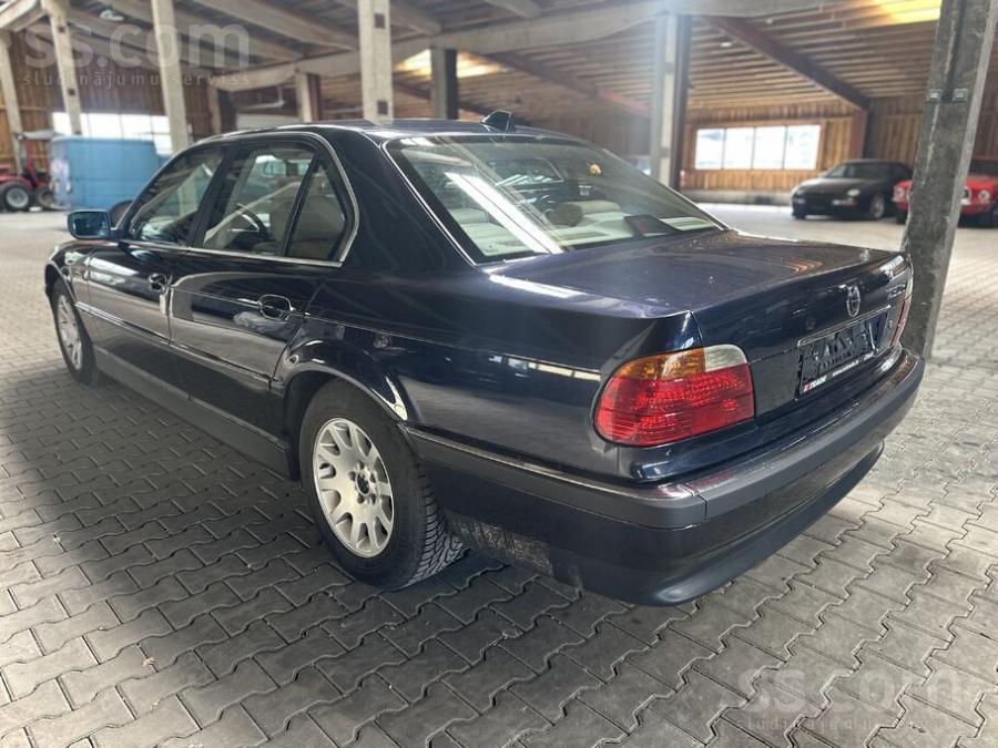Blue BMW 730 1999 in Cesis, with an engine capacity of 3.00 L and mileage of 410 thousand km for 7000 €, photo 4 on AUTOMOTO.COM.LV