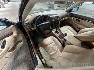 Blue BMW 730 1999 in Cesis, with an engine capacity of 3.00 L and mileage of 410 thousand km for 7000 €, photo 8 on AUTOMOTO.COM.LV