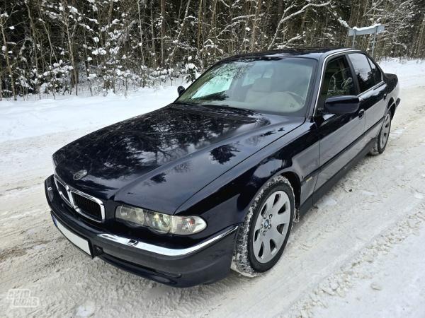 Blue BMW 730 2000 in Mazeikiai, with an engine capacity of 2.90 L and mileage of 420 thousand km for 3700 €, photo 2 on AUTOMOTO.COM.LV
