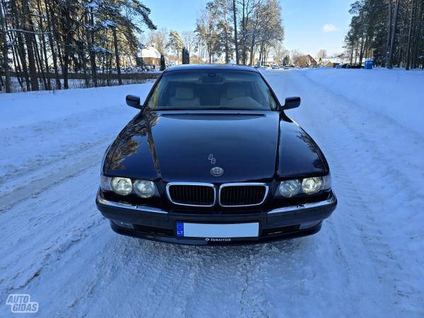 Blue BMW 730 2000 in Mazeikiai, with an engine capacity of 2.90 L and mileage of 420 thousand km for 3700 €, photo 3 on AUTOMOTO.COM.LV