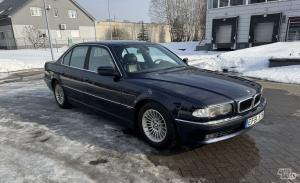 Blue BMW 730 2000 in Kaunas, with an engine capacity of 2.90 L and mileage of 324 thousand km for 5000 €, photo 3 on AUTOMOTO.COM.LV