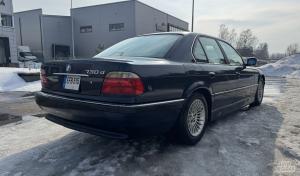 Blue BMW 730 2000 in Kaunas, with an engine capacity of 2.90 L and mileage of 324 thousand km for 5000 €, photo 4 on AUTOMOTO.COM.LV