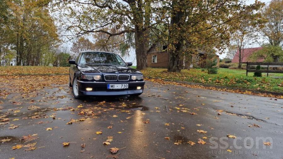 Zils BMW 730 2000 Jelgava, ar dzinēja tilpumu 3.00 L un nobraukumu 250 tūkst. km par 10500 €, foto 1 vietnē AUTOMOTO.COM.LV