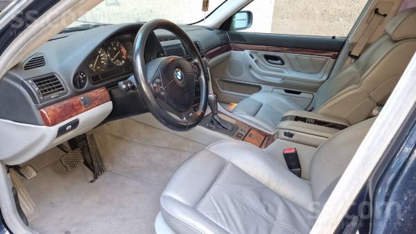 Zils BMW 730 2000 Jelgava, ar dzinēja tilpumu 3.00 L un nobraukumu 250 tūkst. km par 10500 €, foto 3 vietnē AUTOMOTO.COM.LV