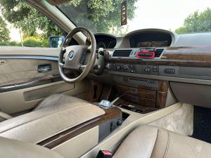 Zils BMW 730 2002 Viļņa, ar dzinēja tilpumu 2.99 L un nobraukumu 300 tūkst. km par 1500 €, foto 9 vietnē AUTOMOTO.COM.LV