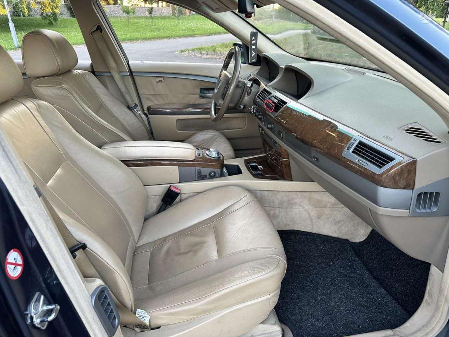 Zils BMW 730 2002 Viļņa, ar dzinēja tilpumu 2.99 L un nobraukumu 300 tūkst. km par 1500 €, foto 10 vietnē AUTOMOTO.COM.LV