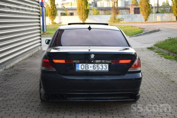 Blue BMW 730 2003 in Jekabpils, with an engine capacity of 3.00 L and mileage of 321 thousand km for 4650 €, photo 2 on AUTOMOTO.COM.LV