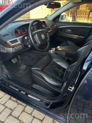 Blue BMW 730 2003 in Jekabpils, with an engine capacity of 3.00 L and mileage of 375 thousand km for 2500 €, photo 7 on AUTOMOTO.COM.LV