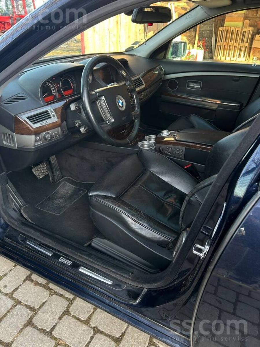 Blue BMW 730 2003 in Jekabpils, with an engine capacity of 3.00 L and mileage of 375 thousand km for 2500 €, photo 7 on AUTOMOTO.COM.LV