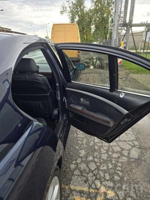 Blue BMW 730 2003 in Riga, with an engine capacity of 3.00 L and mileage of 375 thousand km for 2190 €, photo 8 on AUTOMOTO.COM.LV