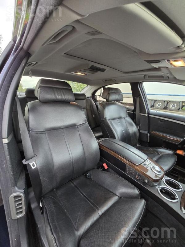 Blue BMW 730 2003 in Riga, with an engine capacity of 3.00 L and mileage of 375 thousand km for 2190 €, photo 9 on AUTOMOTO.COM.LV