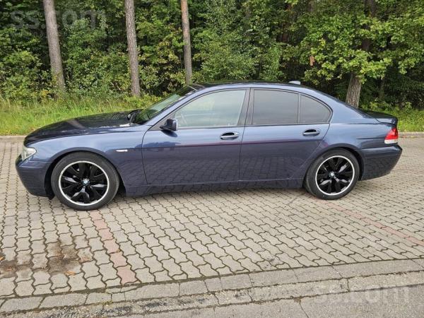 Zils BMW 730 2003 Rīga, ar dzinēja tilpumu 3.00 L un nobraukumu 290 tūkst. km par 3500 €, foto 4 vietnē AUTOMOTO.COM.LV