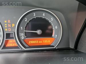 Zils BMW 730 2003 Rīga, ar dzinēja tilpumu 3.00 L un nobraukumu 290 tūkst. km par 3500 €, foto 16 vietnē AUTOMOTO.COM.LV