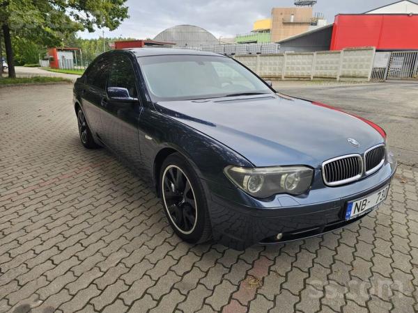 Blue BMW 730 2003 in Riga, with an engine capacity of 3.00 L and mileage of 290 thousand km for 3500 €, photo 8 on AUTOMOTO.COM.LV