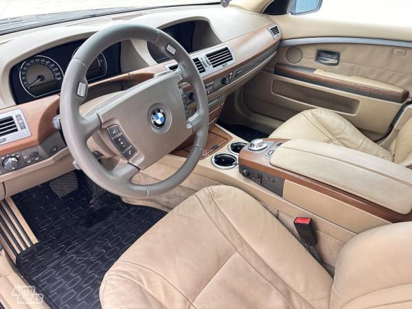 Blue BMW 730 2003 in Vilnius, with an engine capacity of 3.00 L and mileage of 380 thousand km for 1850 €, photo 7 on AUTOMOTO.COM.LV