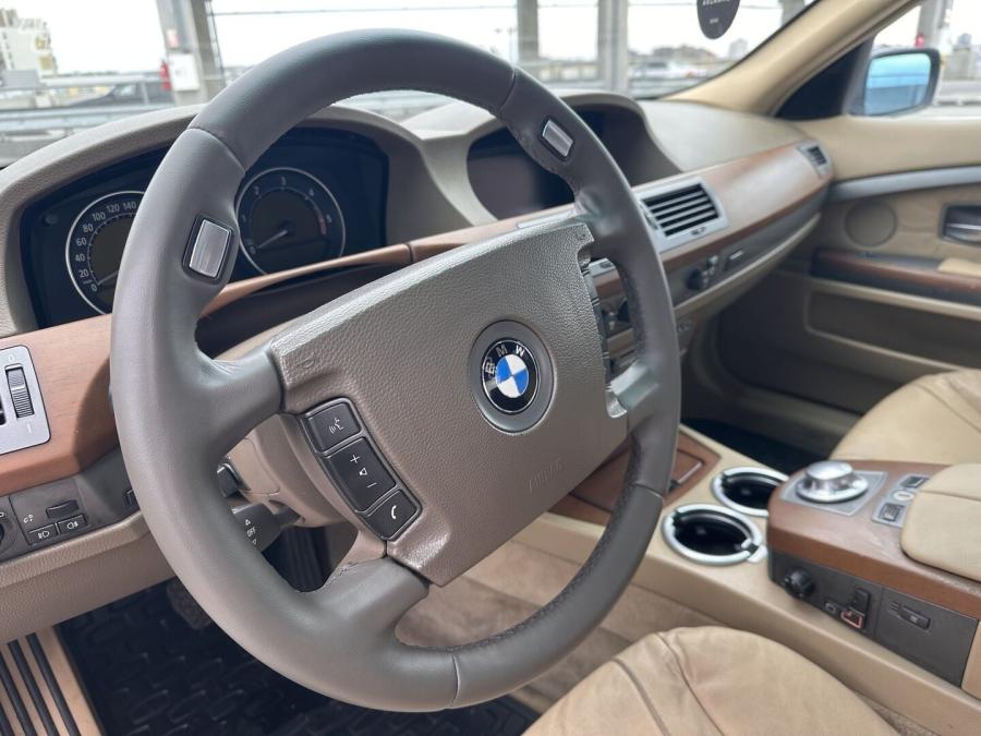 Blue BMW 730 2003 in Vilnius, with an engine capacity of 3.00 L and mileage of 380 thousand km for 1850 €, photo 8 on AUTOMOTO.COM.LV