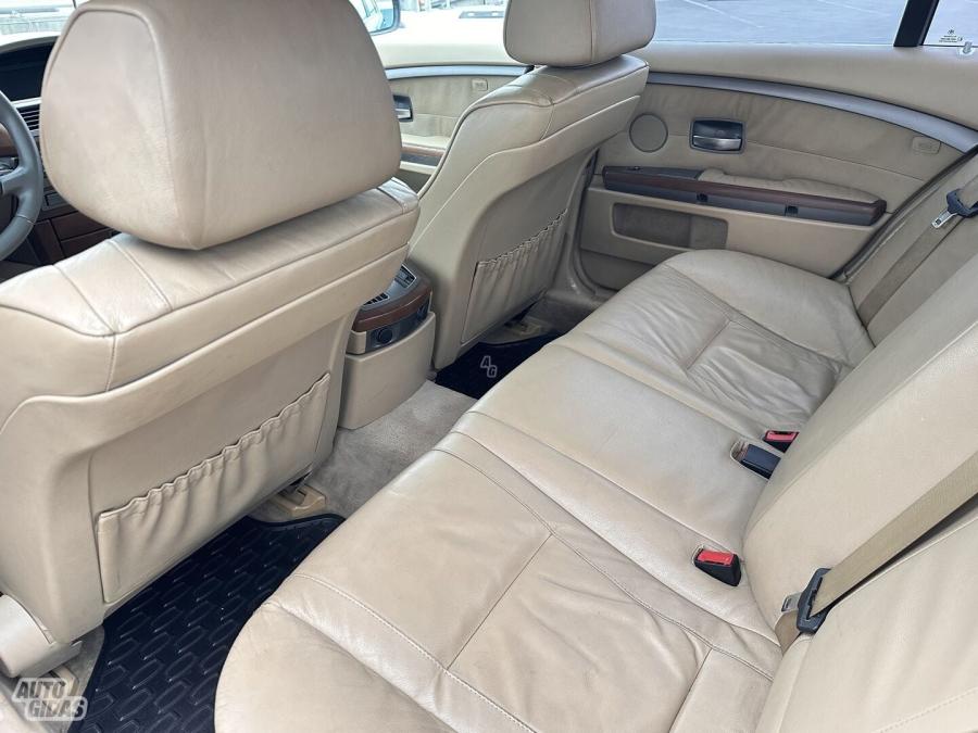 Blue BMW 730 2003 in Vilnius, with an engine capacity of 3.00 L and mileage of 380 thousand km for 1850 €, photo 11 on AUTOMOTO.COM.LV