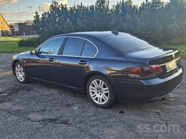 Blue BMW 730 2004 in Liepaja, with an engine capacity of 3.00 L and mileage of 447 thousand km for 2850 €, photo 4 on AUTOMOTO.COM.LV