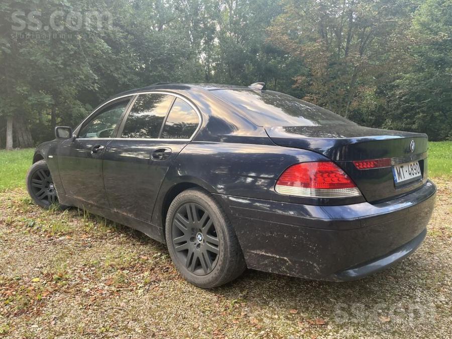 Blue BMW 730 2004 in Dobele, with an engine capacity of 3.00 L and mileage of 0 thousand km for 1700 €, photo 5 on AUTOMOTO.COM.LV