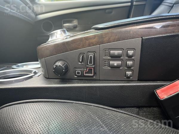 Zils BMW 730 2004 Dobele, ar dzinēja tilpumu 3.00 L un nobraukumu 0 tūkst. km par 1700 €, foto 7 vietnē AUTOMOTO.COM.LV