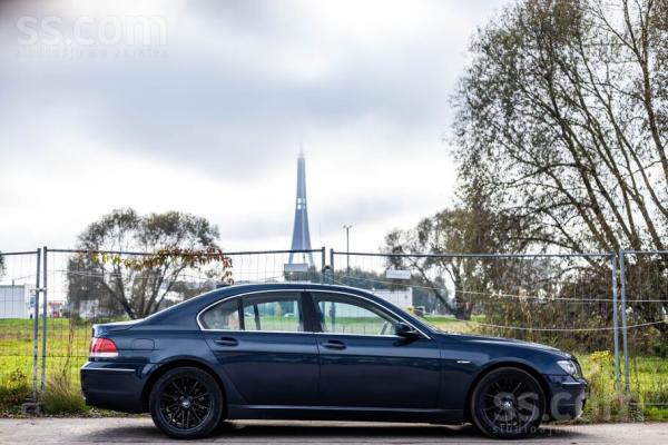 Zils BMW 730 2004 Rīga, ar dzinēja tilpumu 3.00 L un nobraukumu 419 tūkst. km par 4990 €, foto 5 vietnē AUTOMOTO.COM.LV