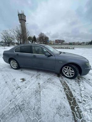 Zils BMW 730 2005 Panevēža, ar dzinēja tilpumu 2.99 L un nobraukumu 300 tūkst. km par 3200 €, foto  vietnē AUTOMOTO.COM.LV