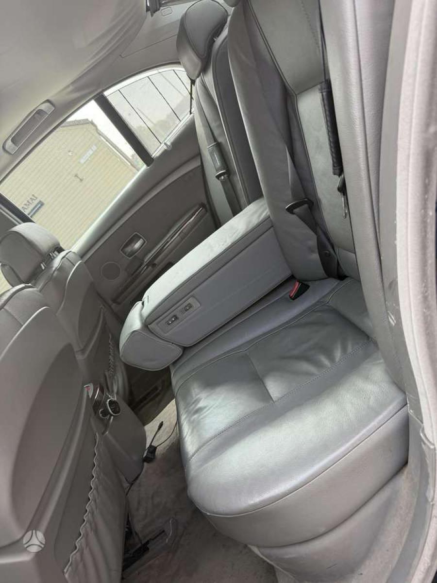 Blue BMW 730 2005 in Kaunas, with an engine capacity of 2.99 L and mileage of 100 thousand km for 1350 €, photo 10 on AUTOMOTO.COM.LV