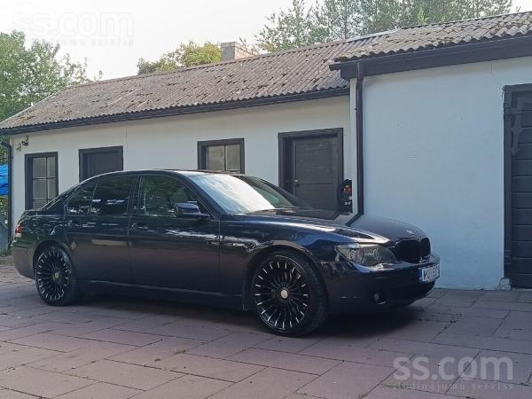 БМВ 730 2005 в Тукумс на AUTOMOTO.COM.LV Синий БМВ 730 2005 в Тукумс, объемом двигателя 3.00 л и пробегом 417 тыс. км за 3990 €, фото 9 на AUTOMOTO.COM.LV