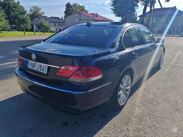 BMW 730 2005 Tauragė vietnē Zils BMW 730 2005 Tauragė, ar dzinēja tilpumu 3.00 L un nobraukumu 342 tūkst. km par 3700 €, foto 4 vietnē AUTOMOTO.COM.LV