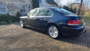 Blue BMW 730 2005 in Bauska, with an engine capacity of 3.00 L and mileage of 273 thousand km for 4700 €, photo 4 on AUTOMOTO.COM.LV