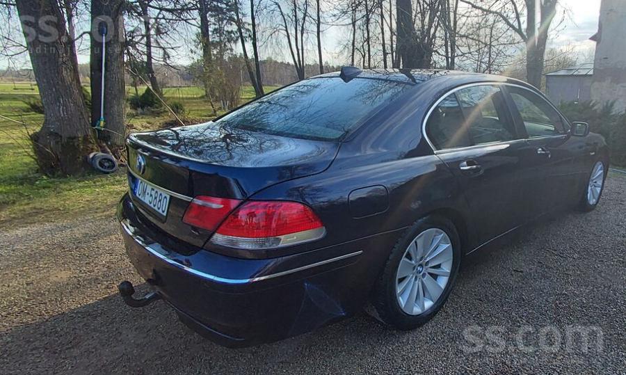 Blue BMW 730 2005 in Bauska, with an engine capacity of 3.00 L and mileage of 273 thousand km for 4700 €, photo 5 on AUTOMOTO.COM.LV